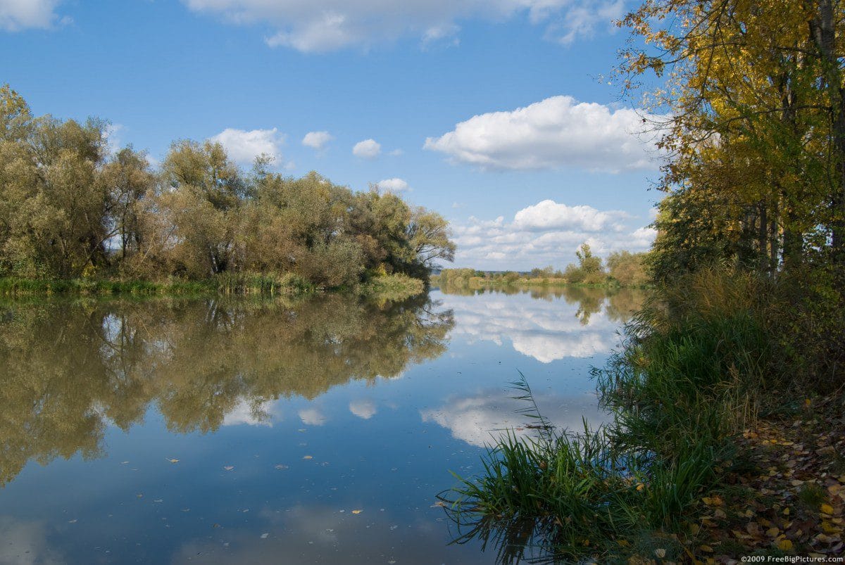 River Pictures – FREEBigPictures.com